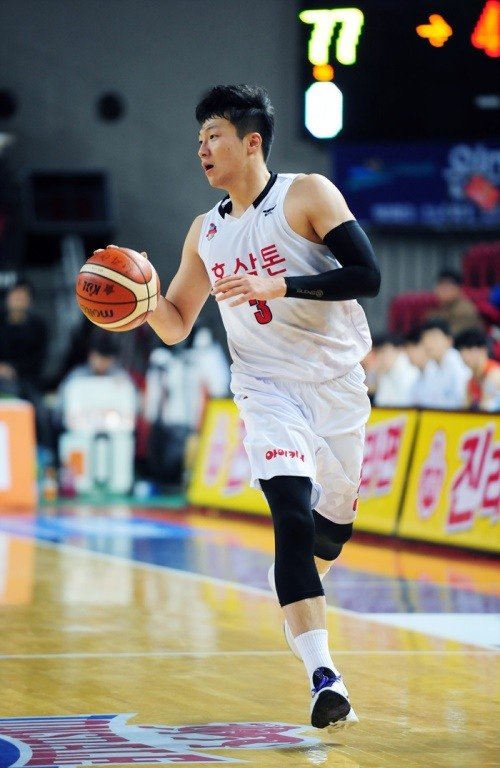 [프로농구] KBL 2라운드 MVP, KGC-이정현 수상 : 네이트 뉴스