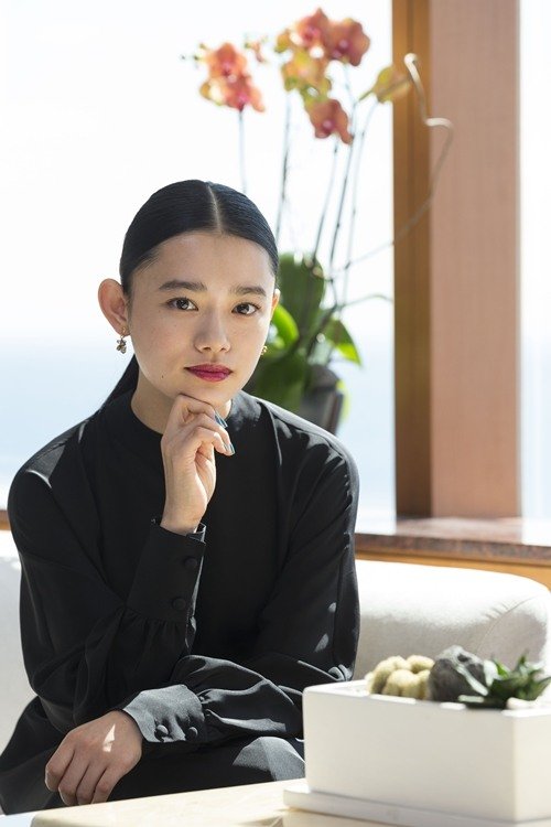 [2017 BIFF 인터뷰] '日 국민여동생' 스기사키 하나 "스무살, 가장 좋은 건…" : 네이트 뉴스