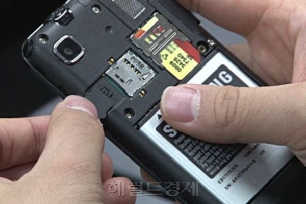 KT, 31일부터 3G·LTE 유심비 1100원 인하 : 네이트 뉴스