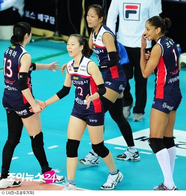 조이스 40점 KGC 인삼공사, GS 꺾고 3연승 : 네이트 스포츠