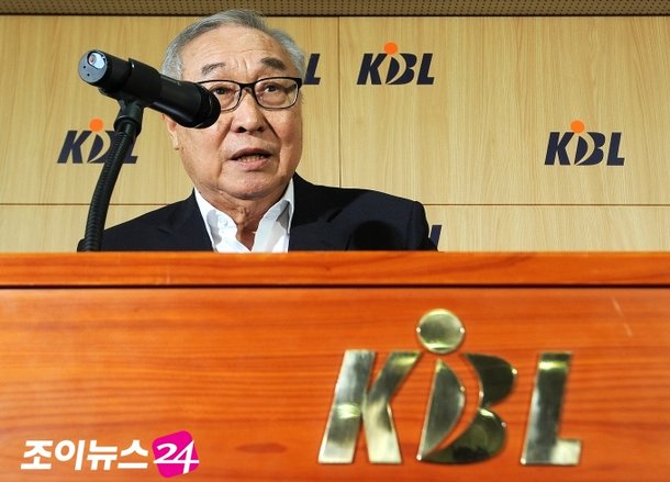 [포토]김영기 총재, 'KBL 윤리강령 재정비 강화 다짐' : 네이트 스포츠