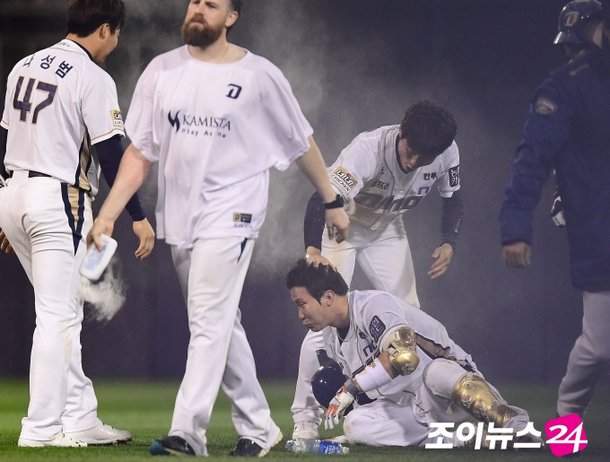 [PO]MVP 용덕한, NC의 역사 된 '생애 첫 끝내기' : 네이트 스포츠