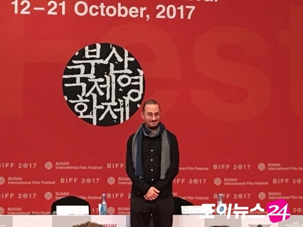 [2017 BIFF]'마더!' 대런 아로노프스키 "성경 모티프 차용" : 네이트 연예