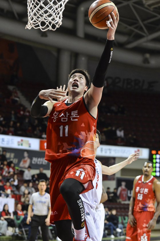 오세근 빠져도 더 뭉친 KGC, 프로농구 6강PO 한발 더 앞섰다 : 네이트 스포츠