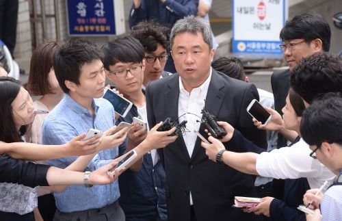 KBL, 승부조작 논란 전창진 감독 2015-2016 시즌 등록 보류 : 네이트 스포츠