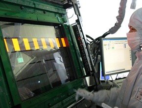 Chinese display panel makers posing threat to Korean counterparts : 네이트 뉴스