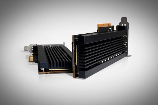 Samsung Electronics showcases world's first 64-layer V-NAND flash ...