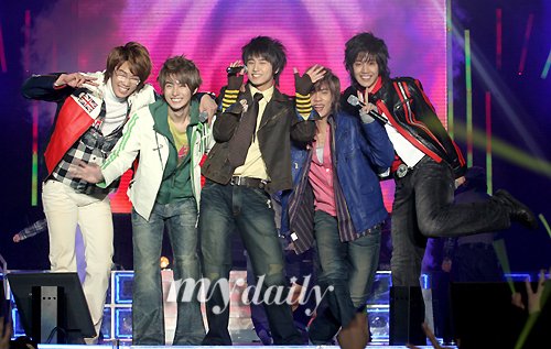 SS501, "트리플S 있으면 여친 필요없다." : 네이트 연예