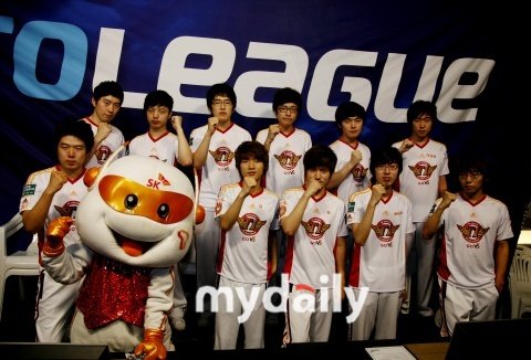 [STX컵 마스터즈] SK텔레콤, 하이트 4-1 격파…결승 직행 : 네이트 스포츠