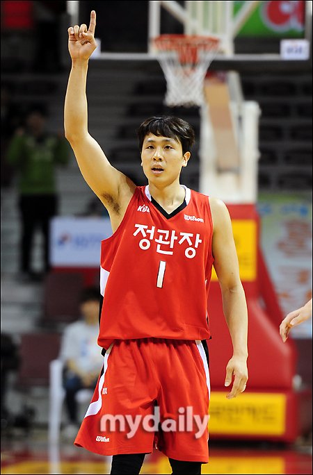 '김태술 19점' KGC, 연장접전 끝 3연패 탈출…KT 3연패 : 네이트 스포츠