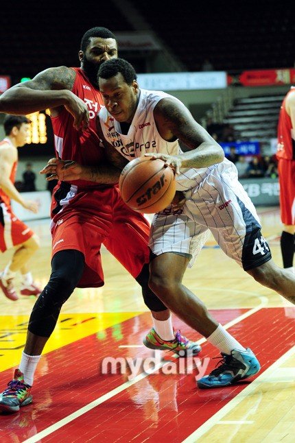 KBL, 2015-2016시즌부터 외국인선수 2명 동시 출전 : 네이트 스포츠