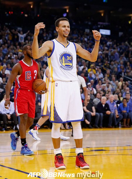 '커리 3점슛 7개' GSW, 개막 5연승…LAC 시즌 첫 패 : 네이트 스포츠