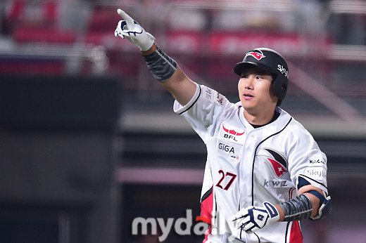 KBO, 음주운전한 오정복에게 15G 출장정지·봉사활동 처분 : 네이트 스포츠