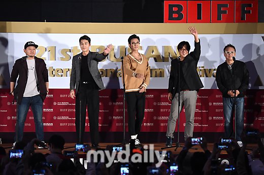 [21st BIFF] "부산이 들썩"…'아수라' ★떴다 (종합) : 네이트 연예