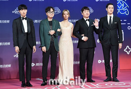 '응팔' 드라마 콘텐츠 대상…신원호PD "5년전 입사땐 시상식 없었는데" [tvN10 어워즈] : 네이트 뉴스