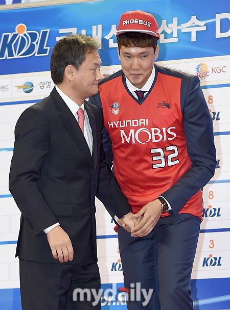 모비스 이종현의 선전포고 "'KBL 두목' 잡으러가겠다" (일문일답) : 네이트 스포츠