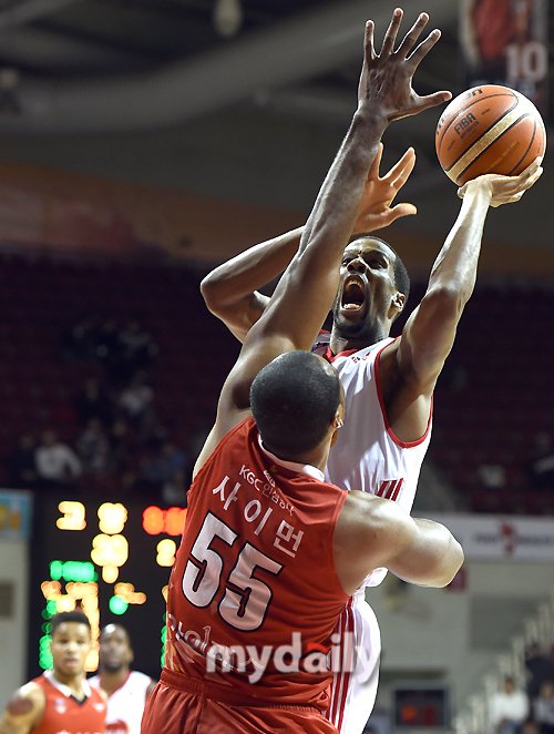 [MD포토] 헤인즈 'KBL 최적화된 외국인' : 네이트 스포츠