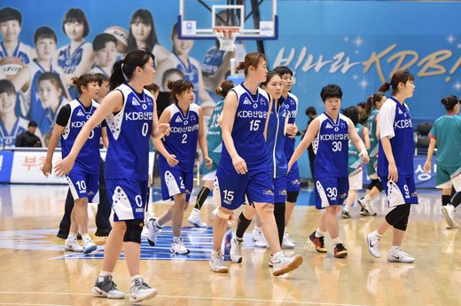 KDB생명, WKBL 퓨처스리그 2년 연속 우승 : 네이트 스포츠