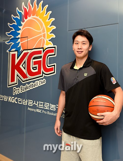 '시즌아웃' KGC 김기윤 "팀에 죄송…통합우승 응원" : 네이트 스포츠