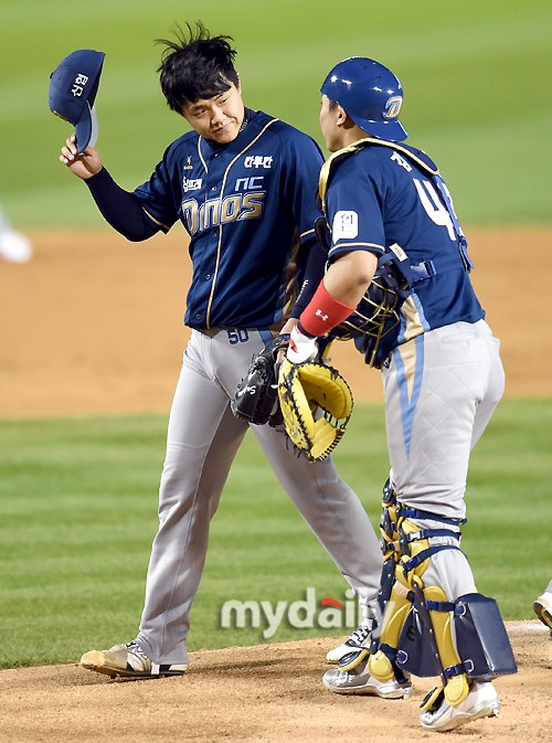 '탈삼진 커리어하이' 외로웠던 NC 장현식의 11K 역투 : 네이트 스포츠