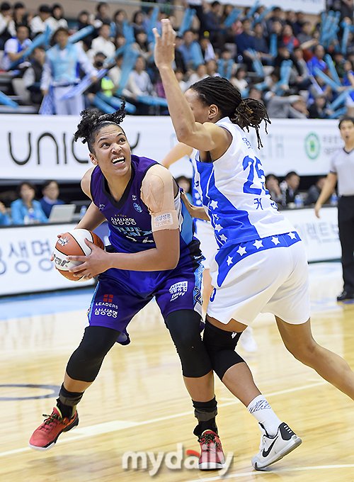 WKBL, 차기 시즌부터 3Q에 외국선수 2명 출전 가능 : 네이트 스포츠