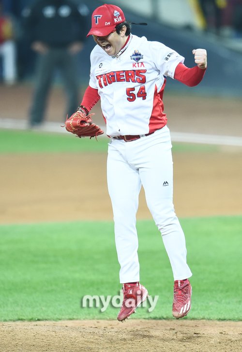 [KS 2차전] '완봉승' KIA 양현종, 데일리 MVP 선정 : 네이트 스포츠