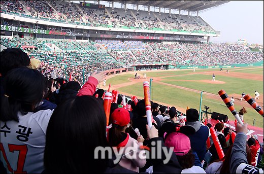KBO리그 그늘, ERA 3점대 이하 토종투수 전멸하나 : 네이트 스포츠