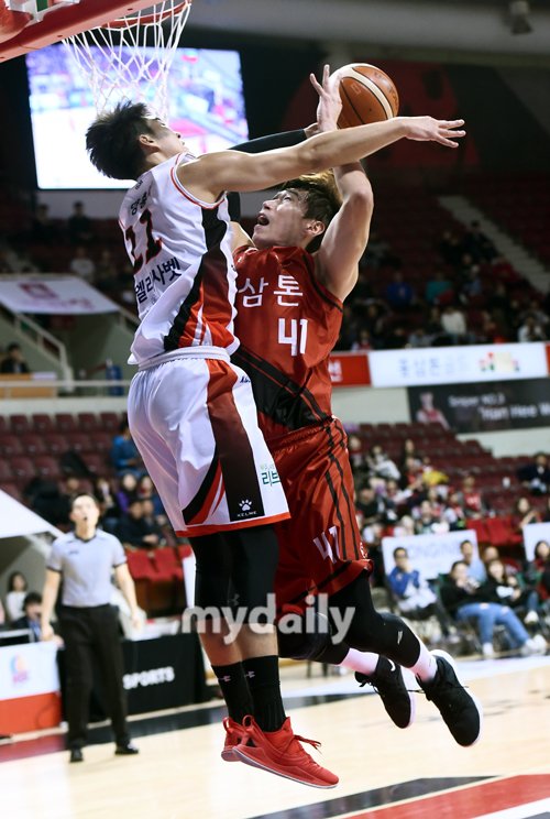 '오세근 25점' KGC, KT 추격 뿌리치고 3연승…공동 2위 : 네이트 스포츠