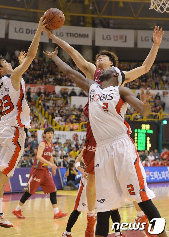 모비스, LG, SK, KCC, KGC '5강5색' 대혼전 : 네이트 스포츠