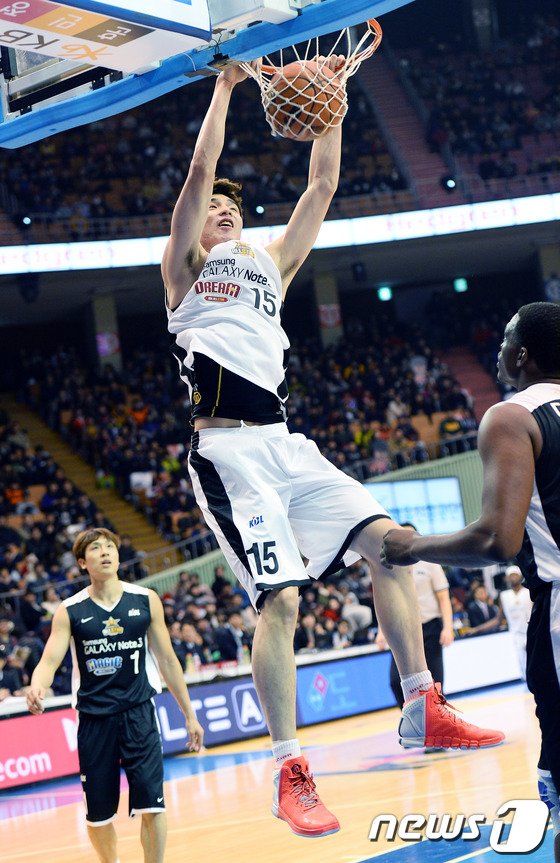 [프로농구] 올스타전, 이틀간 국가대표-KBL, 주니어-시니어 대결 : 네이트 스포츠