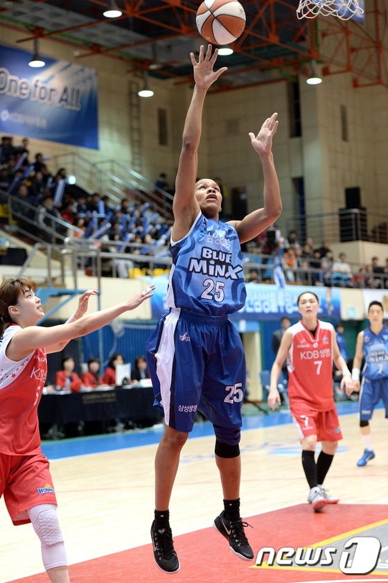 [WKBL] '커리 28득점' 삼성, KDB생명 꺾고 2연승 : 네이트 스포츠
