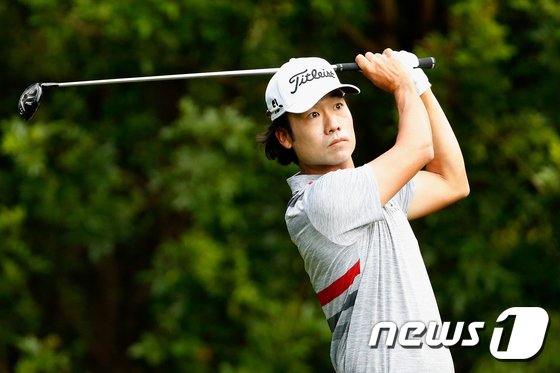 [PGA]케빈 나, 아널드 파머 인비테이션 3R 공동 8위 : 네이트 스포츠