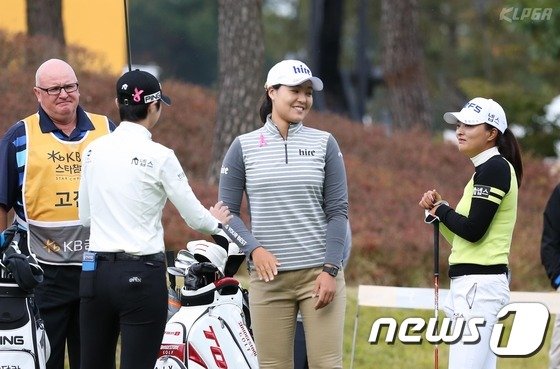 [KLPGA] '허리통증' 전인지, KB금융 스타챔피언십 2R 앞두고 기권 : 네이트 스포츠