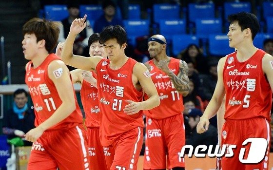 [프로농구]'변기훈 23득점' SK, KGC에 역전극…6연패 탈출 : 네이트 스포츠