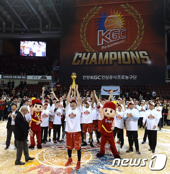 안양 KGC, 남자 프로농구 정규리그 우승 : 네이트 뉴스