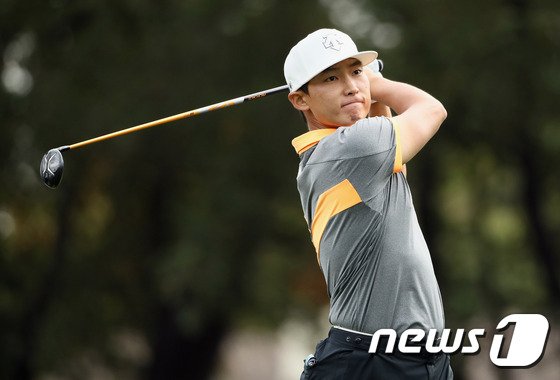 [PGA] 김민휘, 푸에르토리코오픈 2R 공동 17위…선두그룹과 3타차 : 네이트 스포츠