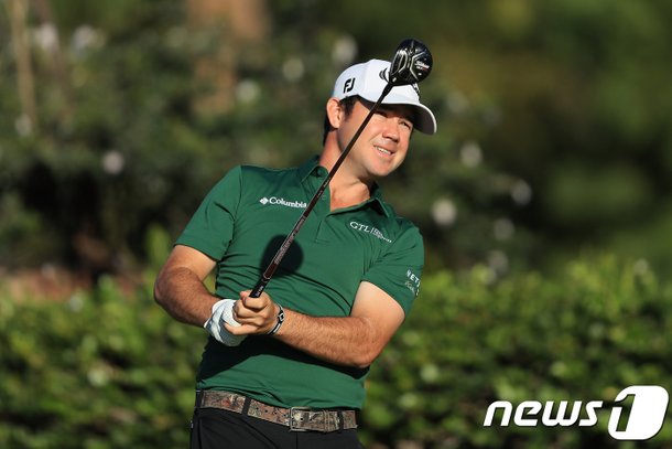 하먼, PGA 소니오픈 2R 3타차 단독선두…토마스 공동 17위 : 네이트 스포츠