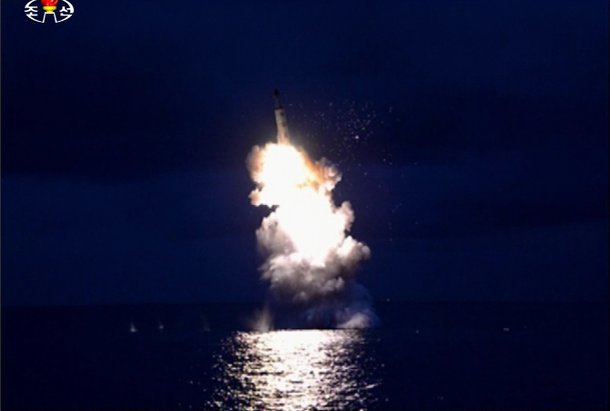 북한 SLBM 성공에 핵잠수함 도입 논란도 '급물살' : 네이트 뉴스