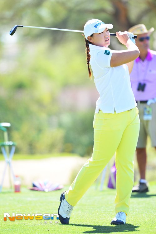 2014 LPGA 루키 중간점검…리디아 고 압도적 1위 : 네이트 스포츠
