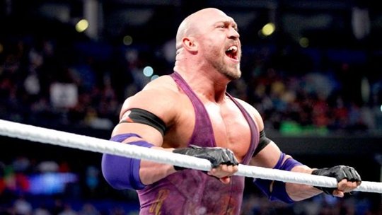 라이백마저 부상 신음, WWE IC 챔프 징크스? : 네이트 스포츠