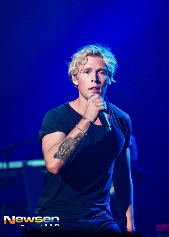 크리스토퍼(CHRISTOPHER) ' 노래도 비주얼도 엄지척 ' (사운드시티 페스티벌)[포토엔HD] : 네이트 뉴스