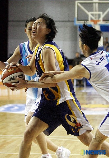 WKBL, 정선민 2라운드 MVP…이경은 MIP : 네이트 뉴스