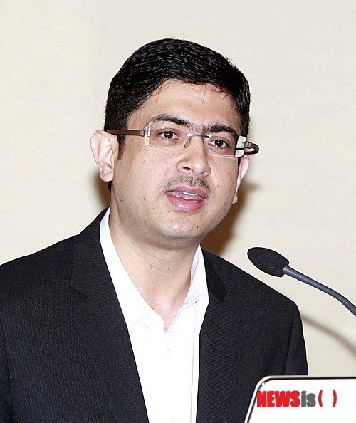 ‘제14차 유통위원회’, 주제발표하는 로힛 라즈단 : 네이트 뉴스