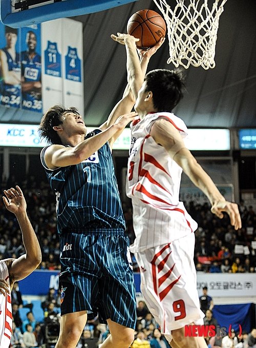 KCC 강병현 레이업 : 네이트 스포츠