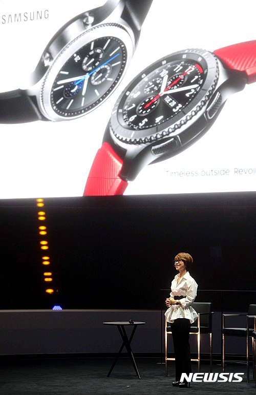 [IFA 2016] 삼성전자, 보다 완벽해진 '기어 S3' 공개 : 네이트 뉴스