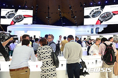 [IFA 2016] '기어 S3'에 대한 뜨거운 관심 : 네이트 뉴스