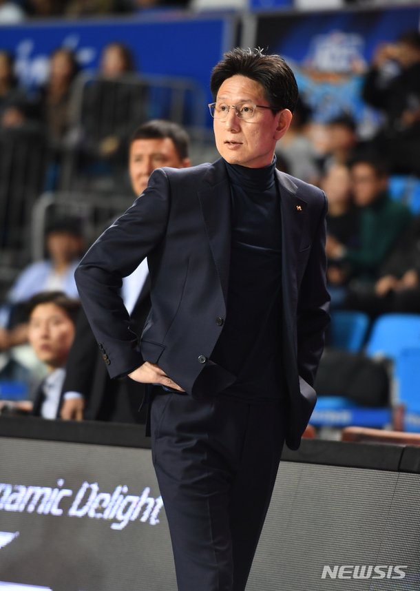 '양궁농구 침묵' KT, KCC에 19점차 완패…휴식기 이후 1승3패(종합) : 네이트 스포츠