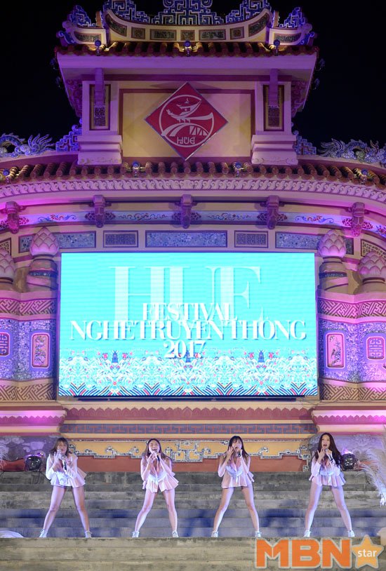 리브하이 '베트남 K-POP 축제를 뜨겁게' [MBN포토] : 네이트 연예