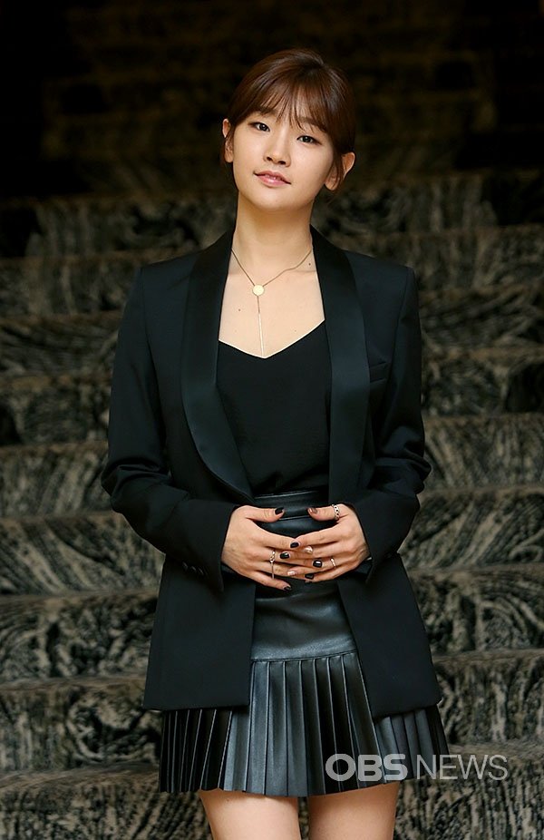 [21th BIFF의 뮤즈①] '검은 사제들' 박소담, 도전은 멈추지 않는다 : 네이트 뉴스