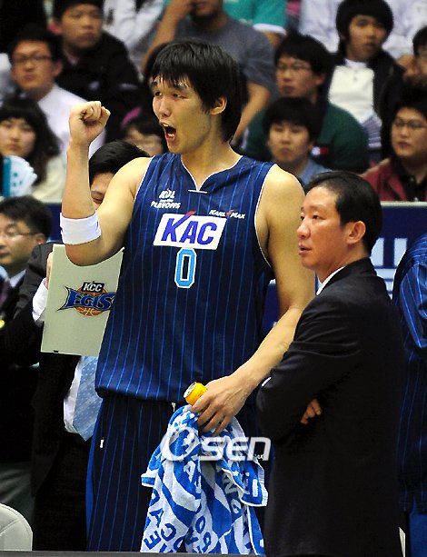 [토토 프리뷰] '높이' KCC와 '노련미' 삼성 중 올 시즌 챔프는 누구? : 네이트 스포츠